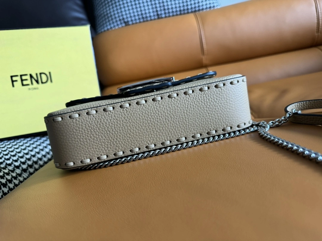 Top match Fendi Satchel Bags