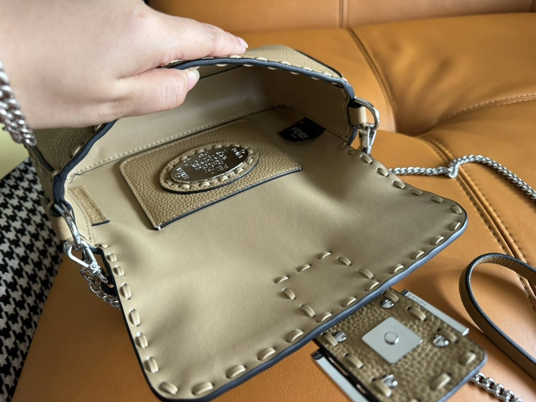 Top match Fendi Satchel Bags