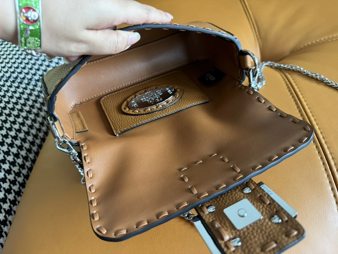 Reasonably priced Fendi Satchel Bags