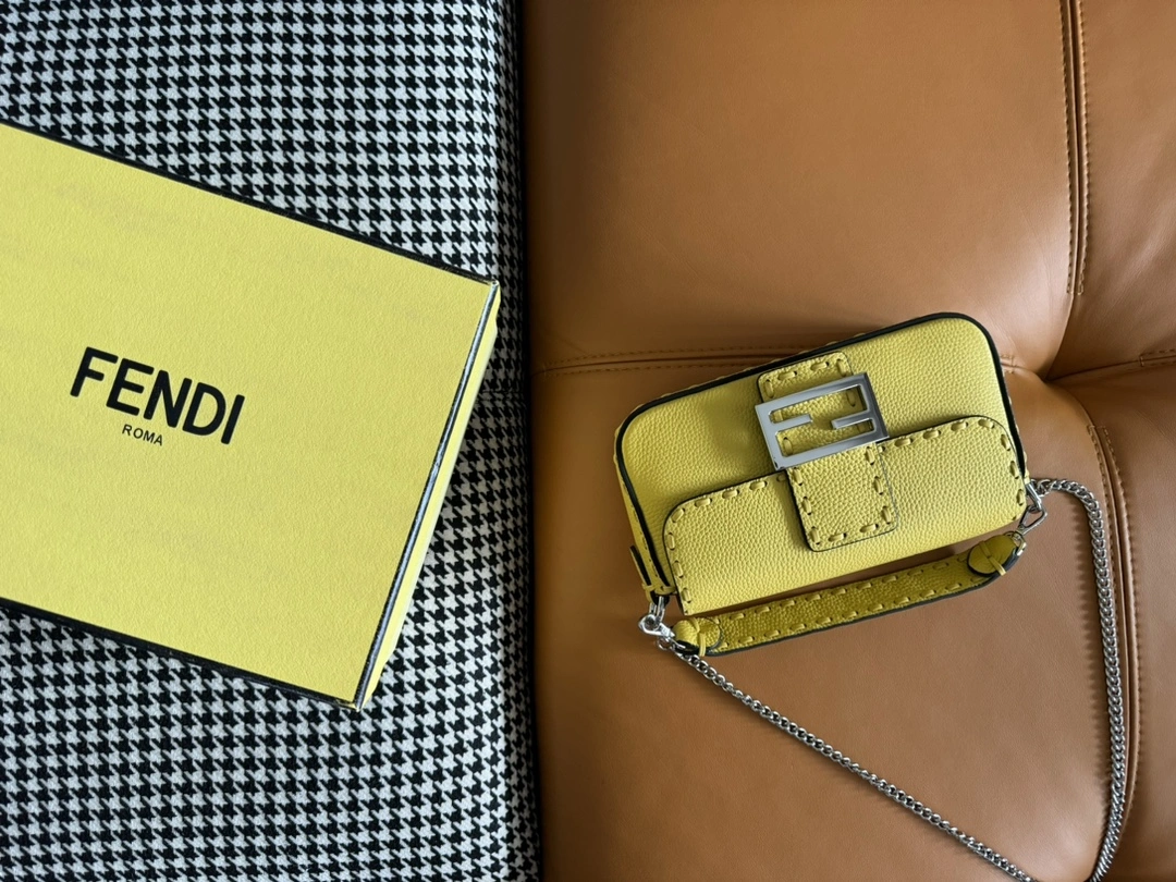 Precise copy Fendi Satchel Bags