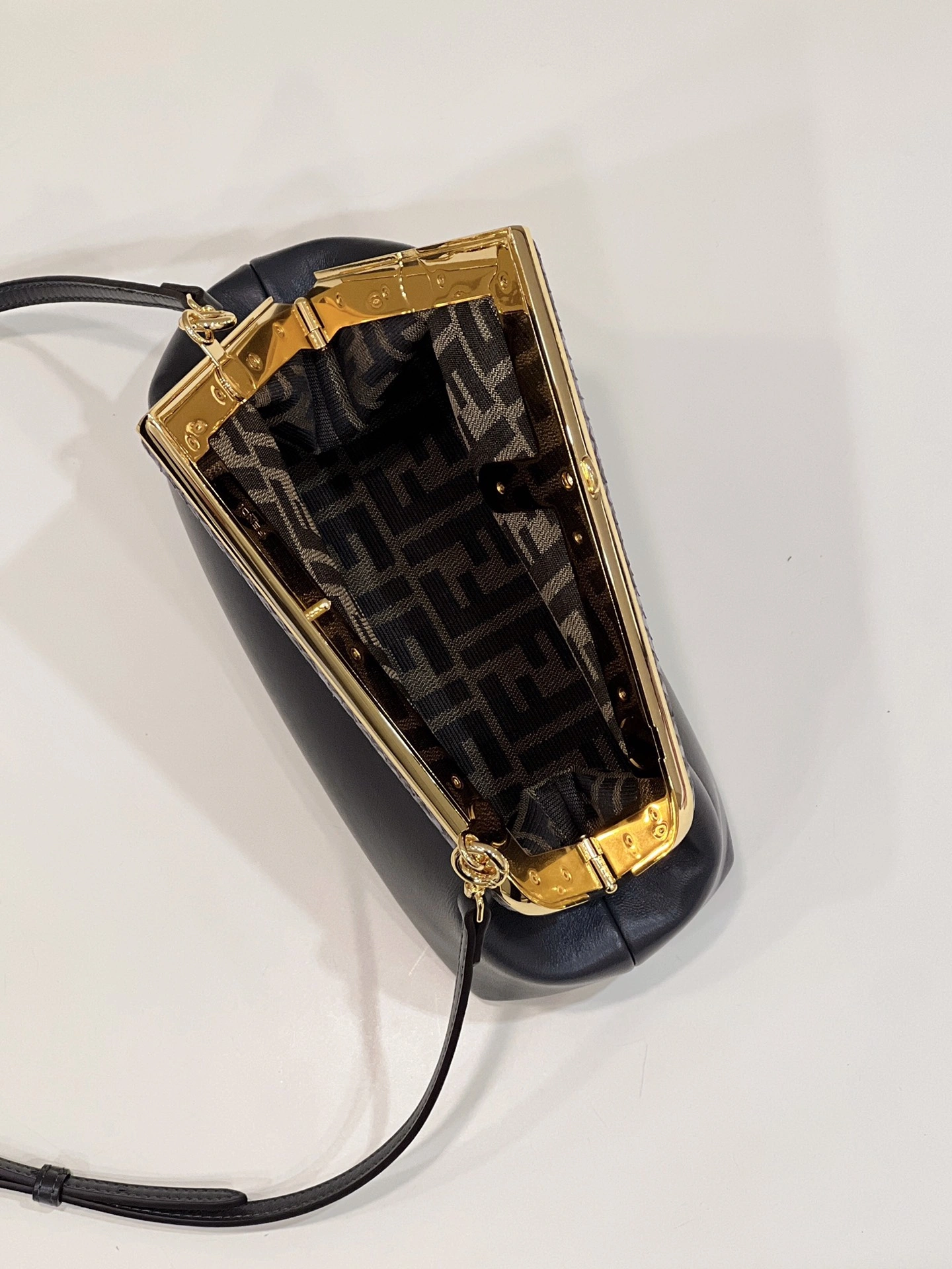 Factory-made Fendi Satchel Bags