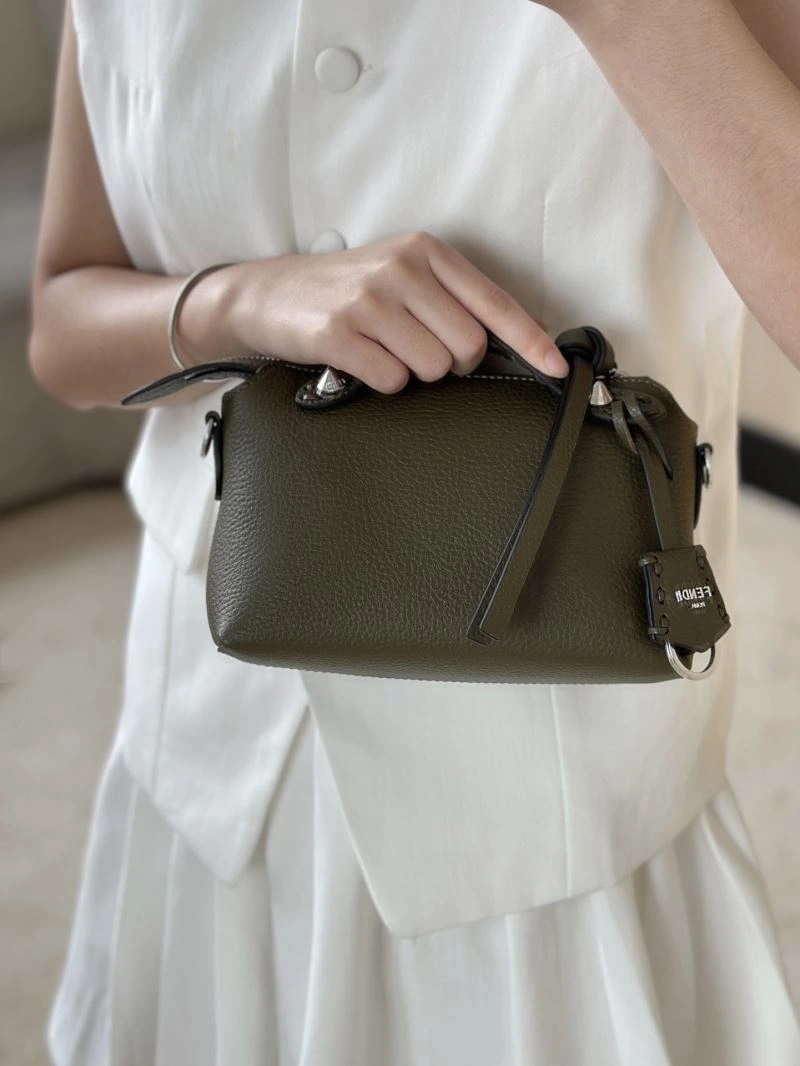 Accurate model Fendi Satchel Bags