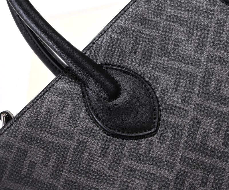 Cut-rate Fendi Shopping Bags