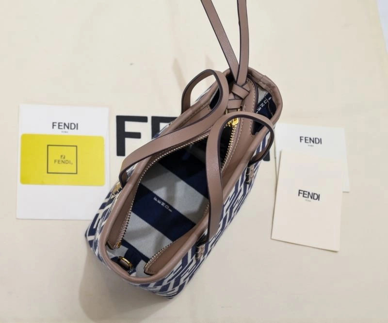 Low-cost Fendi Shopping Bags