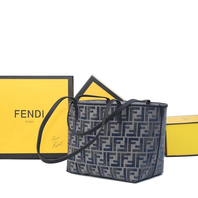 Top mirror Fendi Shopping Bags