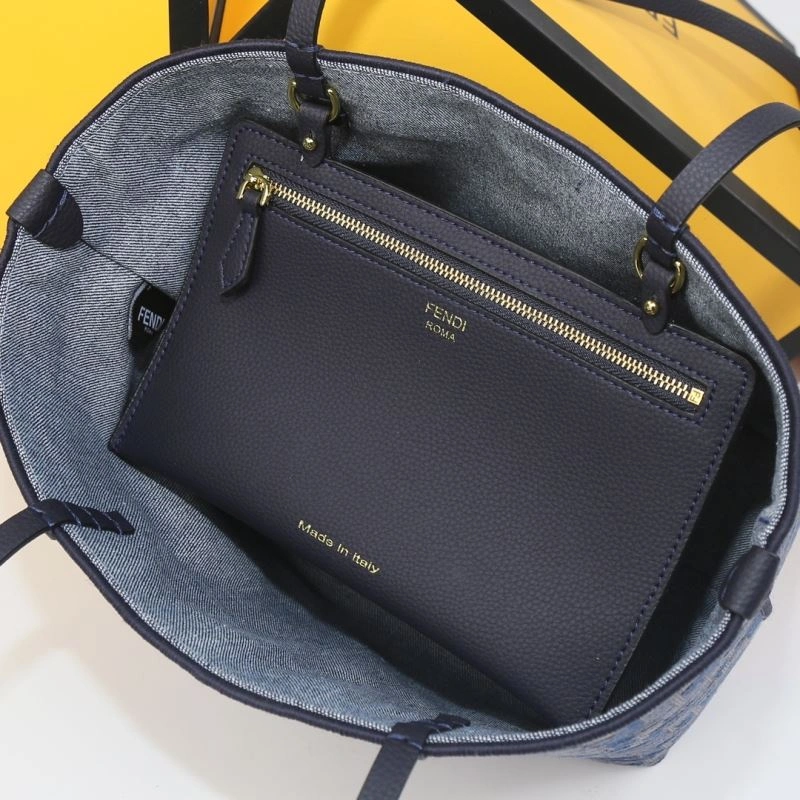 Top mirror Fendi Shopping Bags