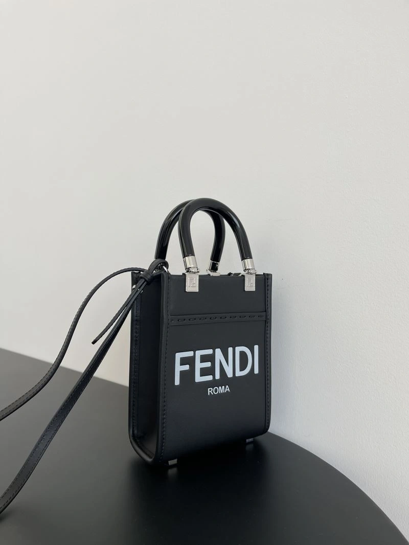 Reasonably priced Fendi Shopping Bags