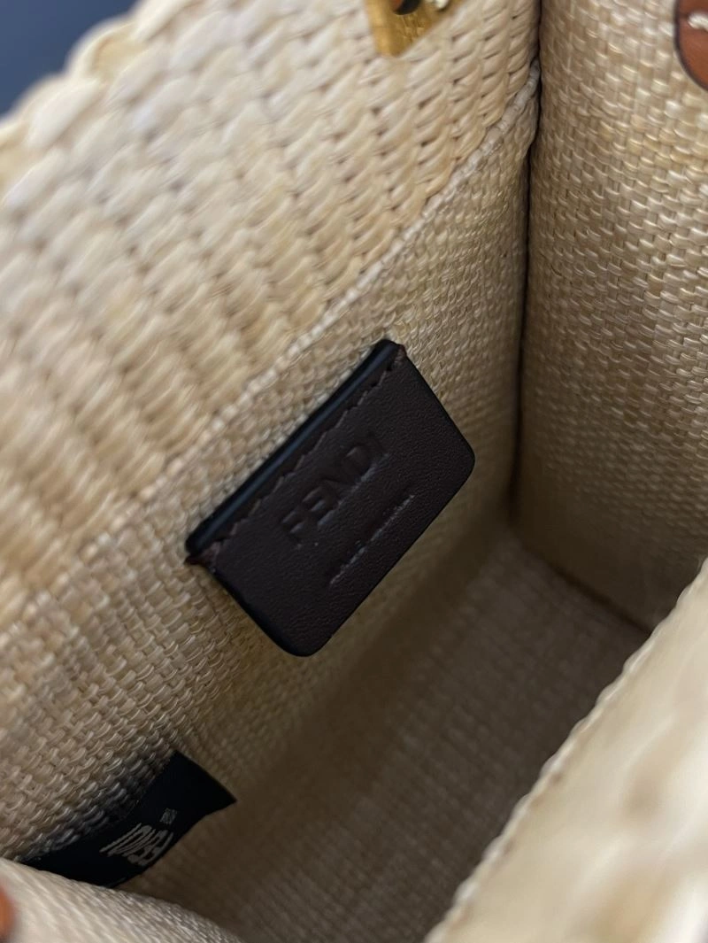Low-cost Fendi Shopping Bags
