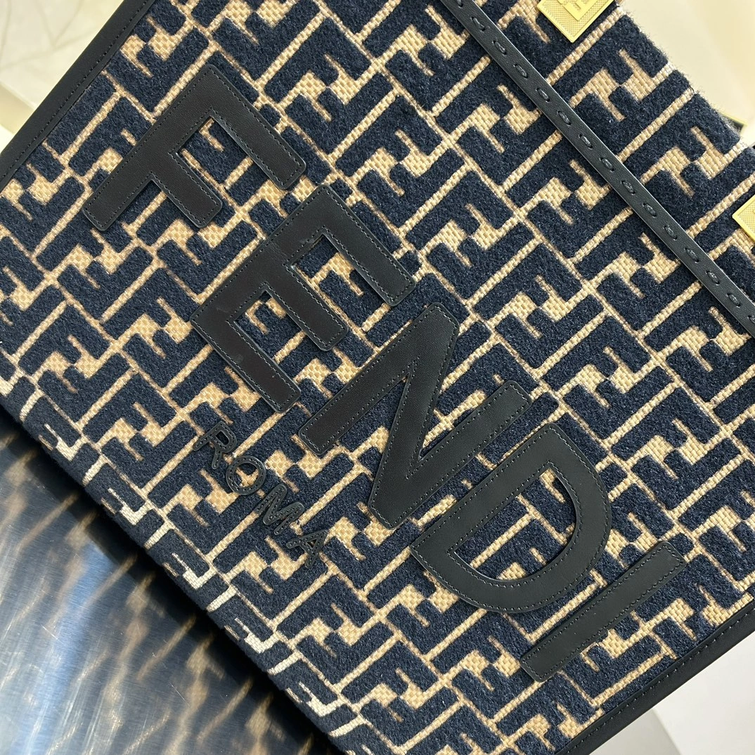 Perfect replica Fendi Shopping Bags