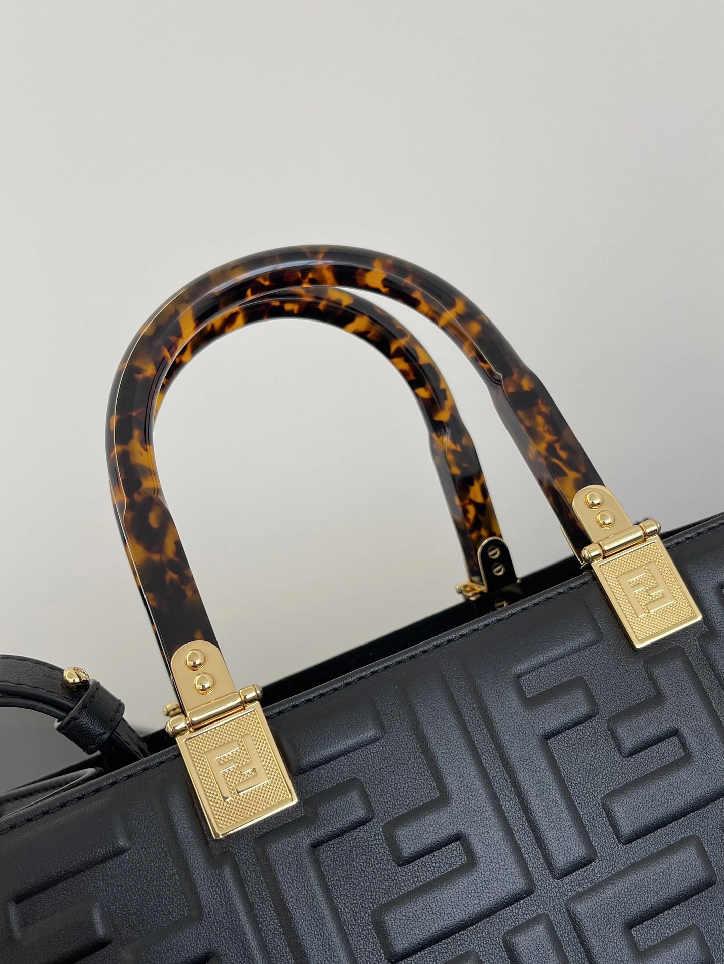 Exact replica Fendi Shopping Bags