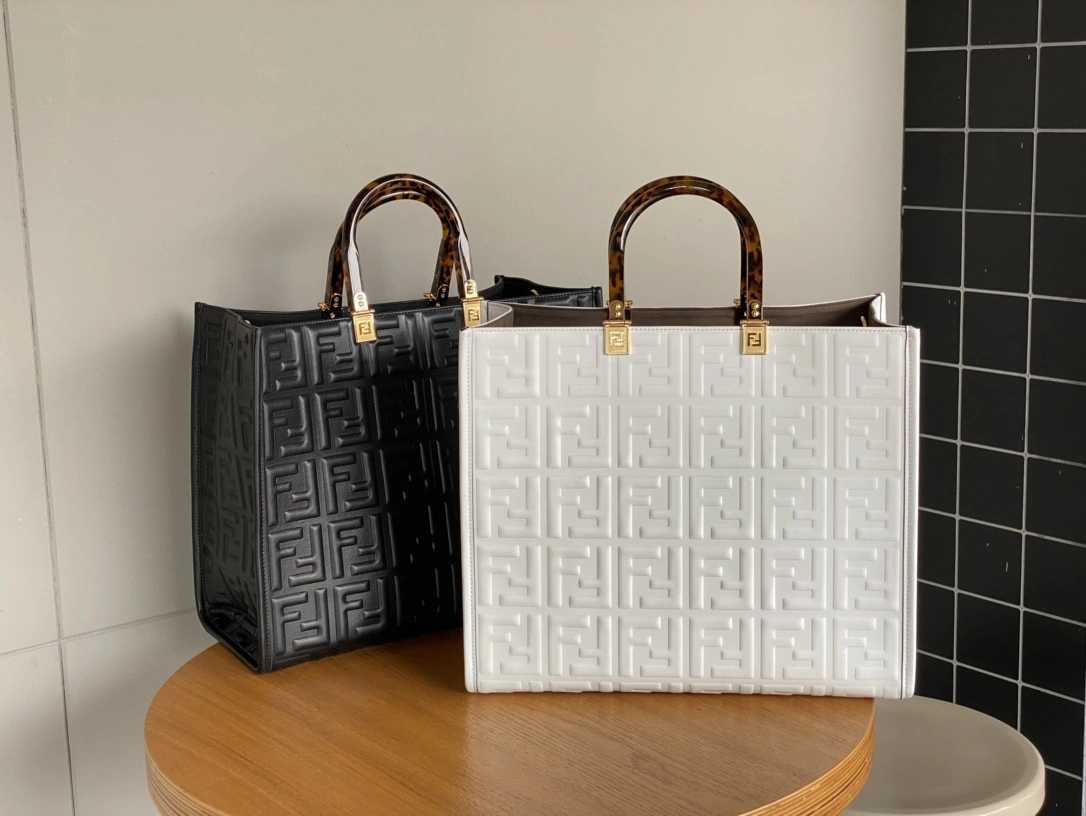 Mirror quality Fendi Shopping Bags