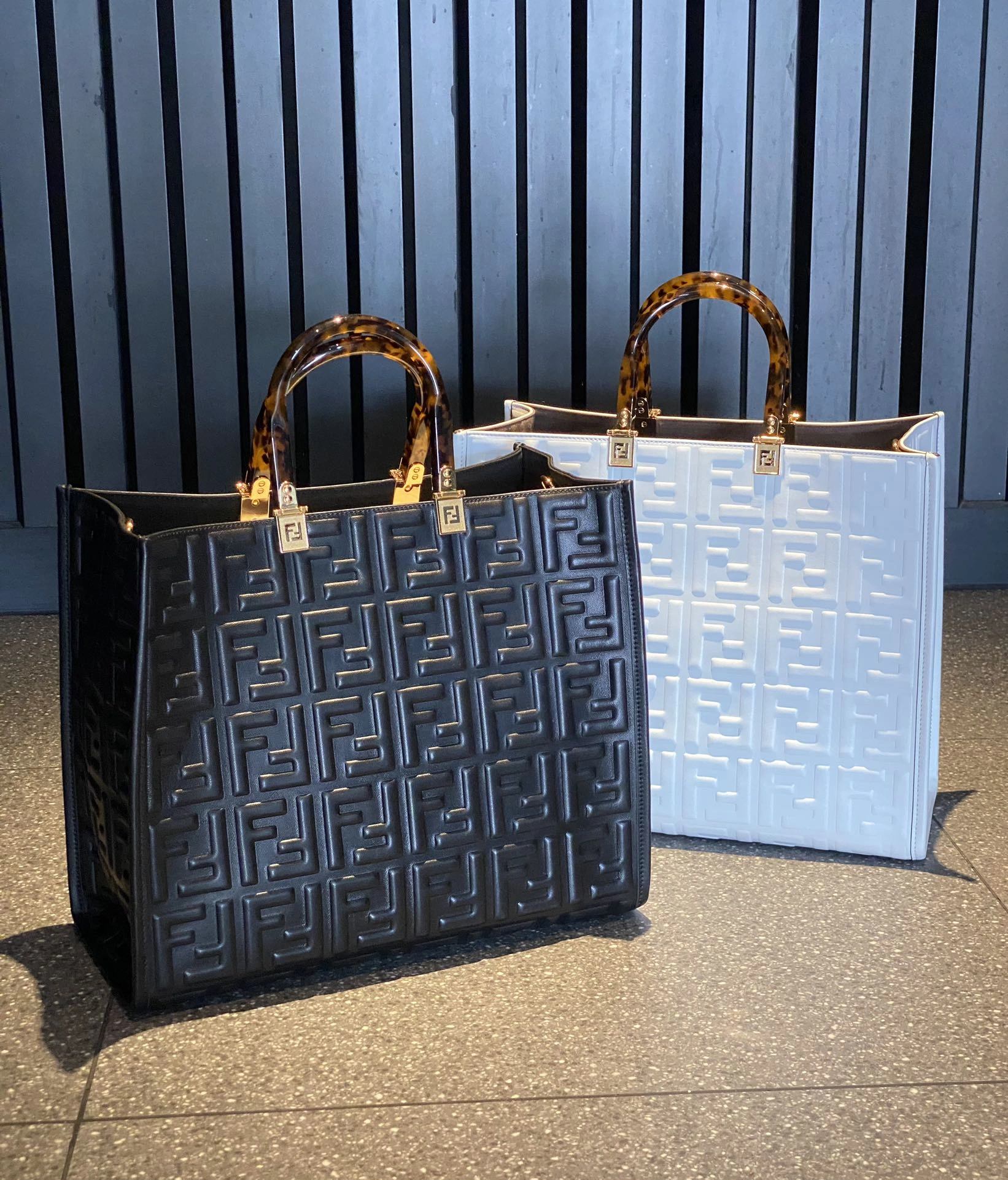 Mirror quality Fendi Shopping Bags