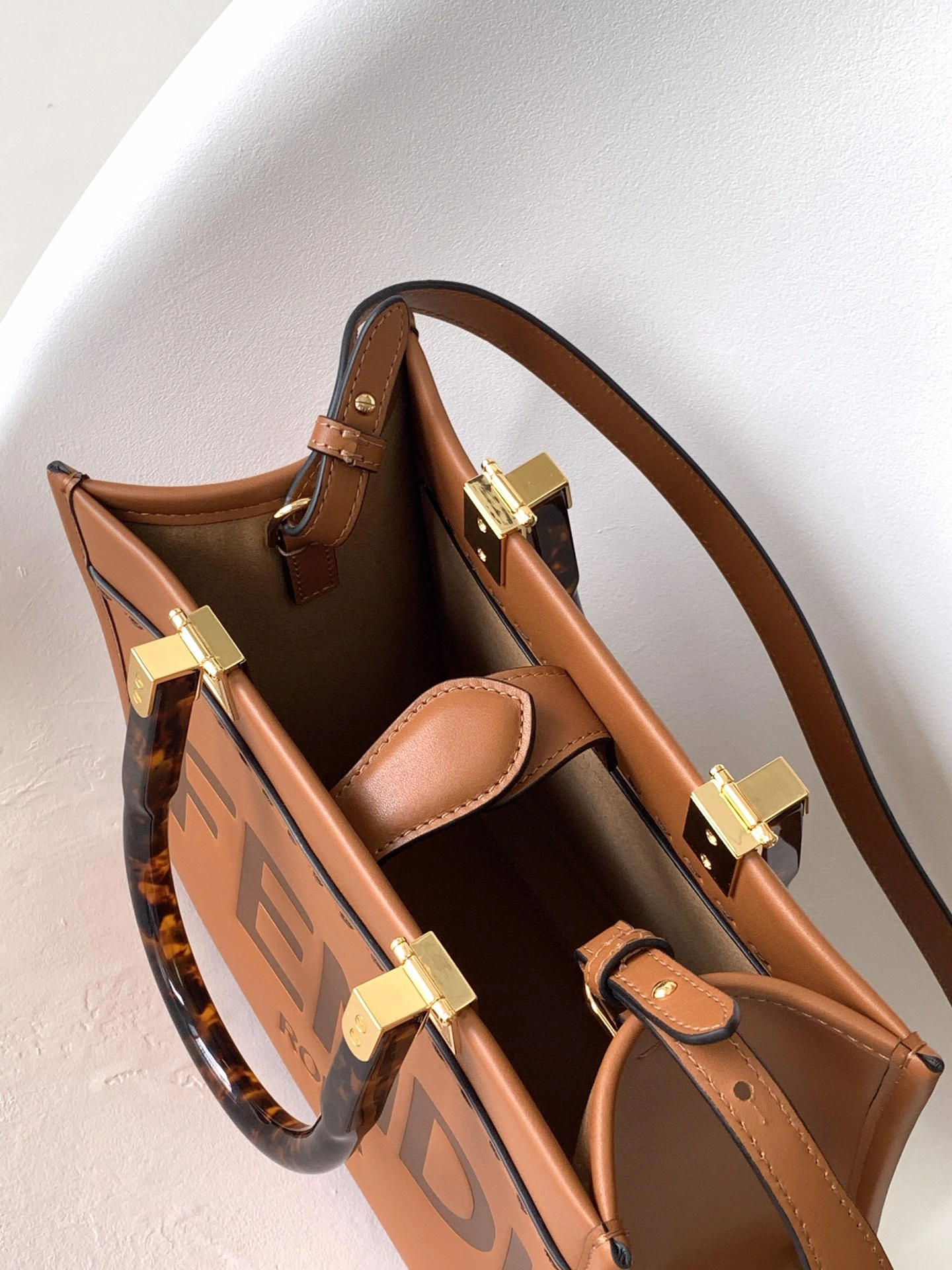 Top match Fendi Shopping Bags