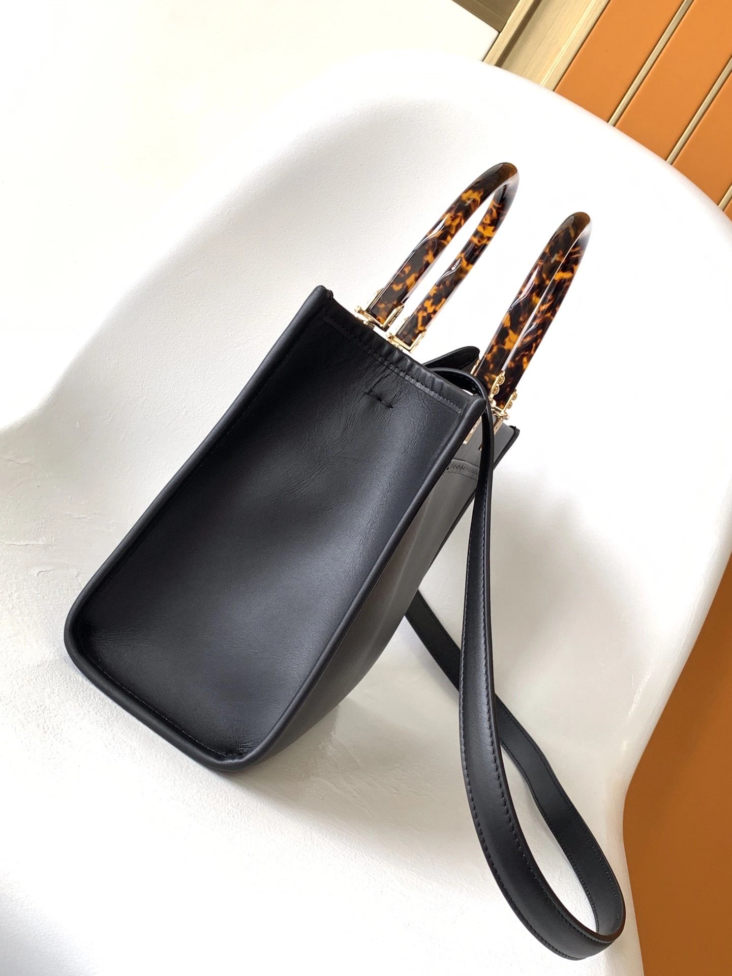 Low-cost Fendi Shopping Bags