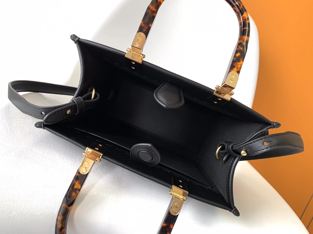 Low-cost Fendi Shopping Bags