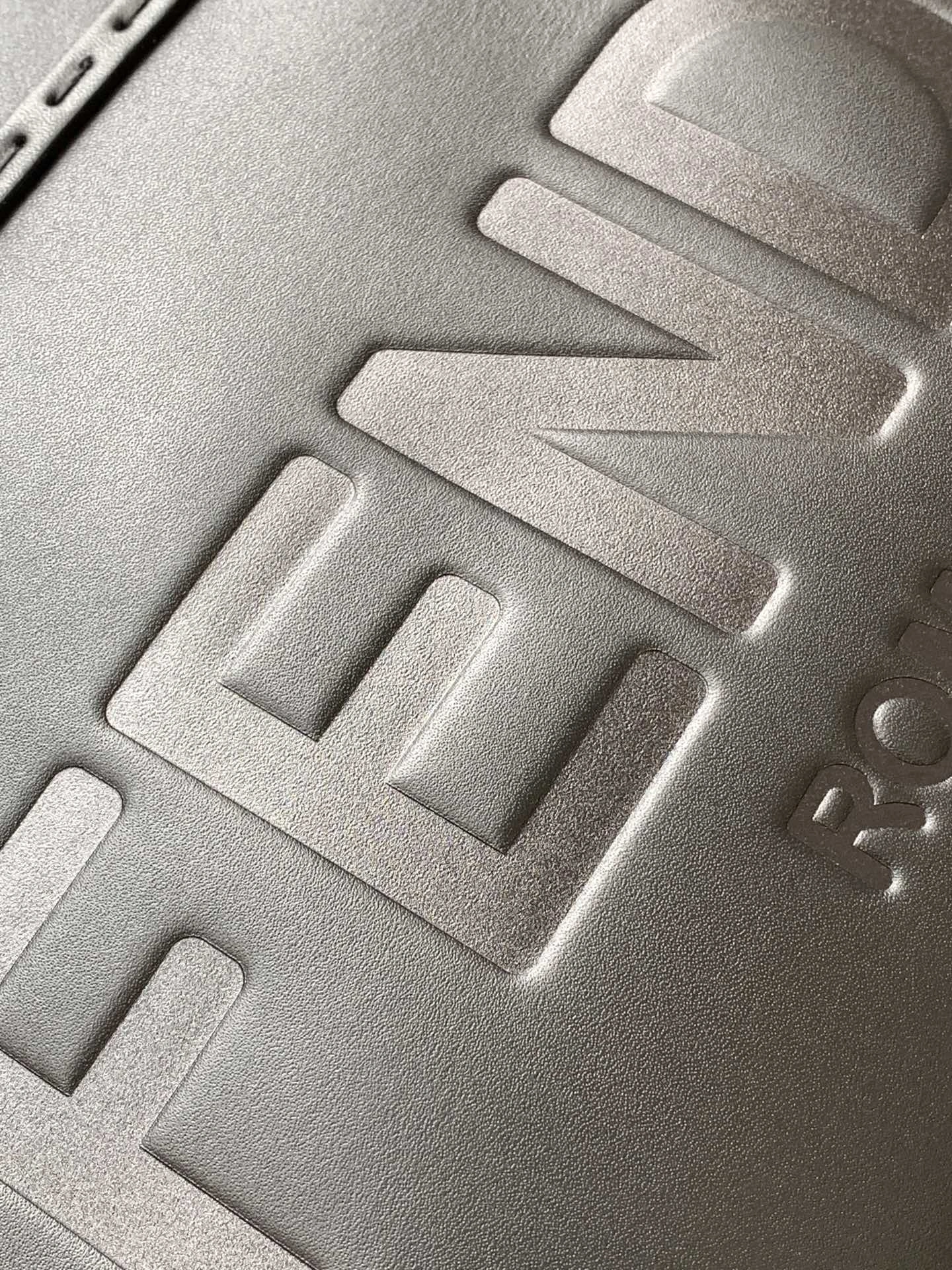 Low-cost Fendi Shopping Bags