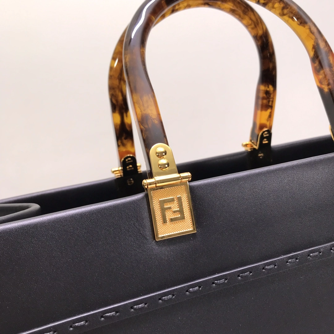 Bargain Fendi Shopping Bags