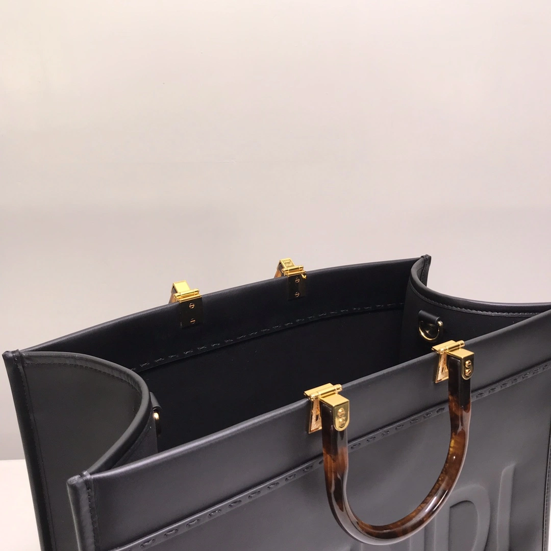 Bargain Fendi Shopping Bags