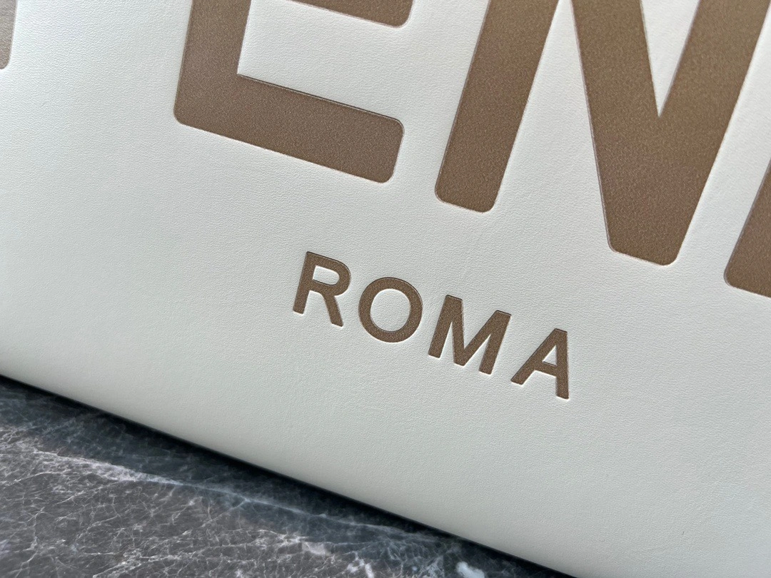 Mirror quality Fendi Shopping Bags