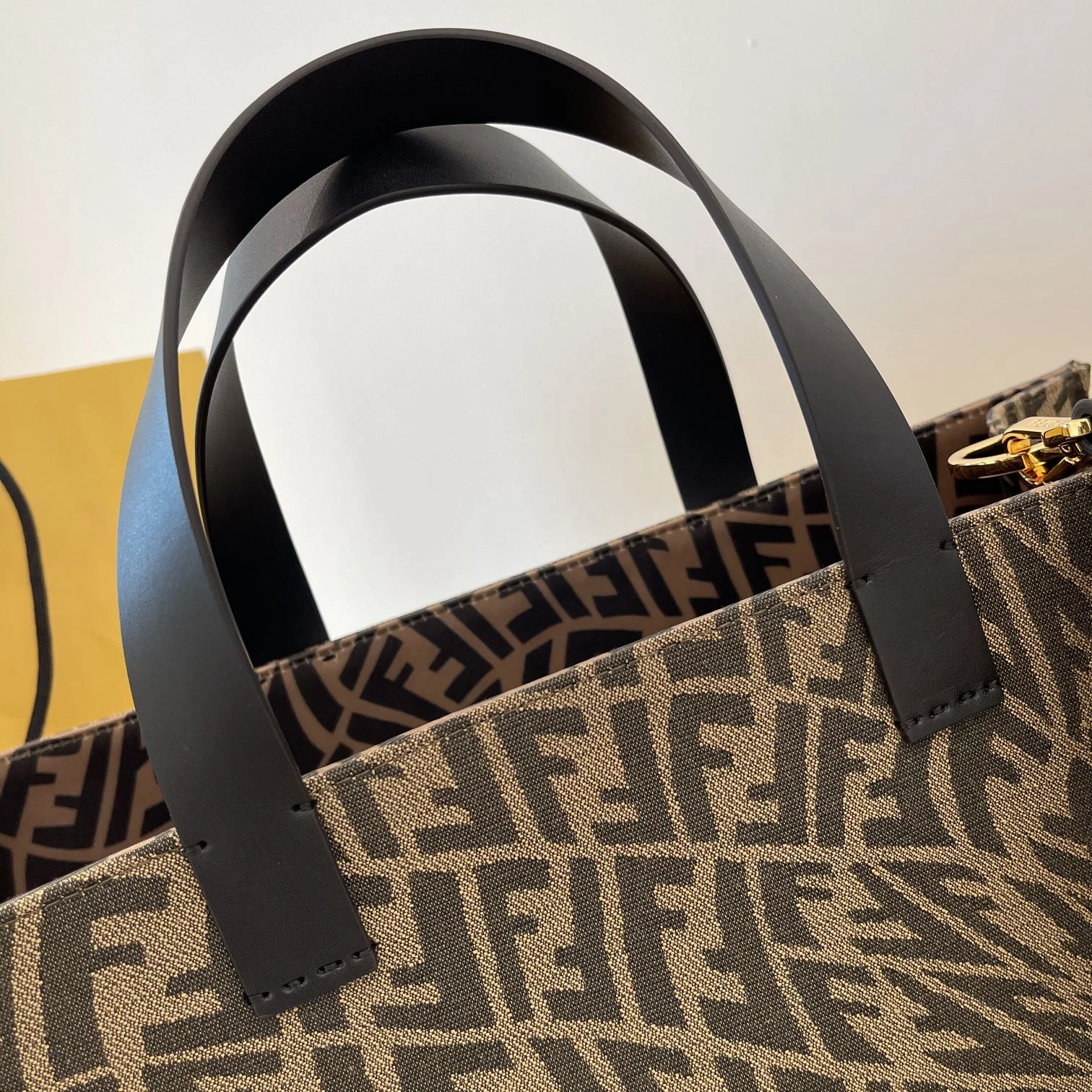 Inexpensive Fendi Shopping Bags