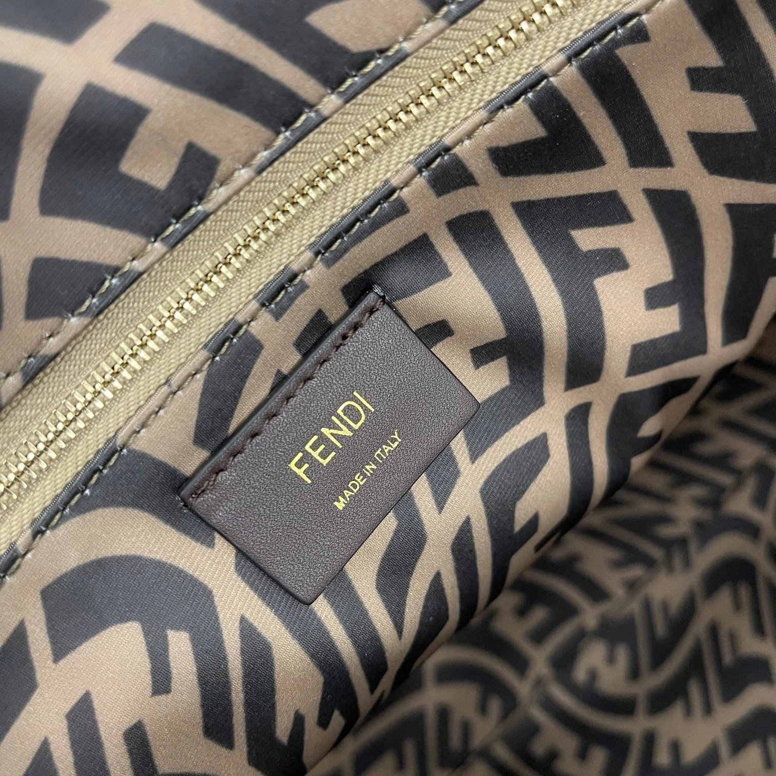 Inexpensive Fendi Shopping Bags