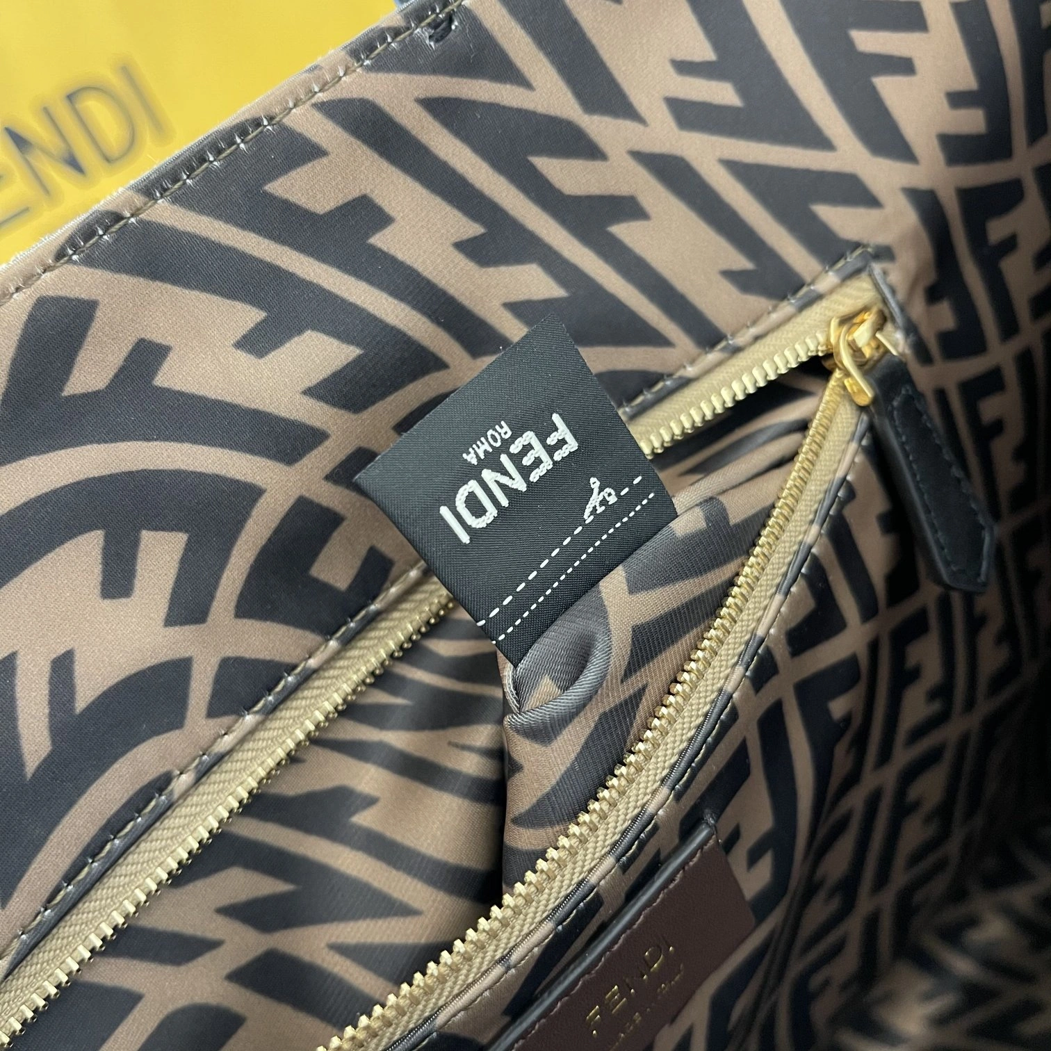 Inexpensive Fendi Shopping Bags