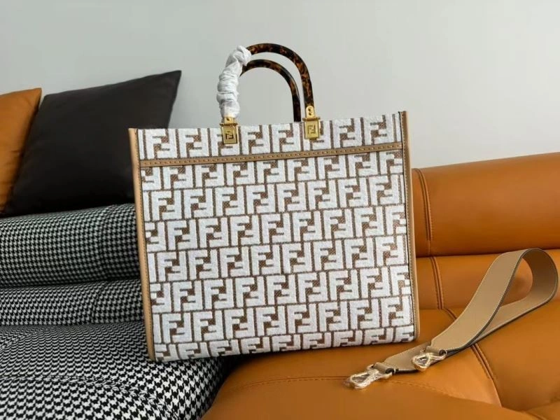 Mirror quality Fendi Shopping Bags