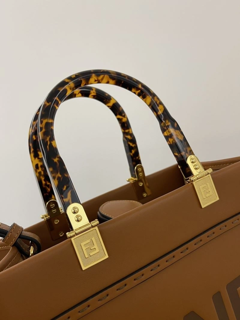 Reasonably priced Fendi Shopping Bags