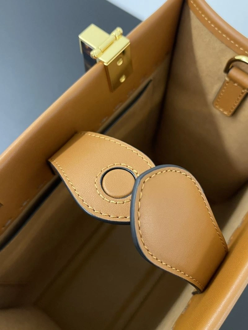Reasonably priced Fendi Shopping Bags