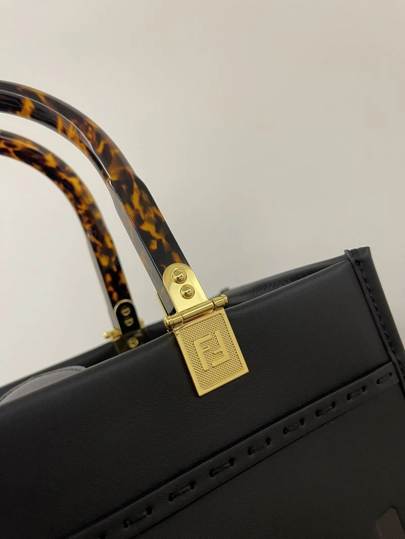 Reasonably priced Fendi Shopping Bags