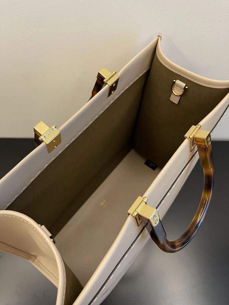 Top mirror Fendi Shopping Bags