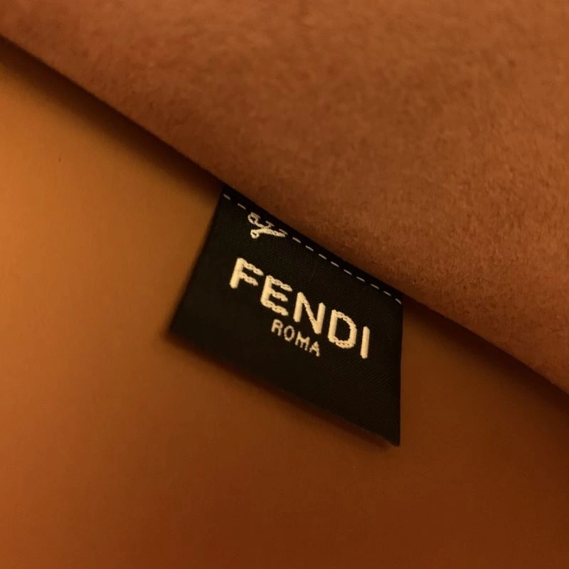 Accurate model Fendi Shopping Bags