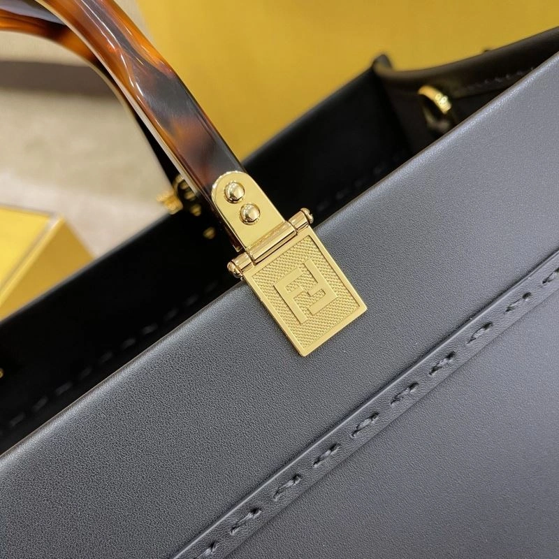 High fidelity Fendi Shopping Bags