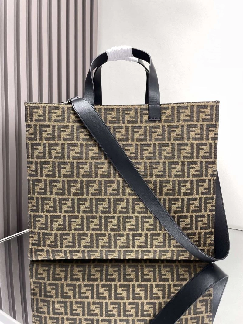 Reasonably priced Fendi Shopping Bags