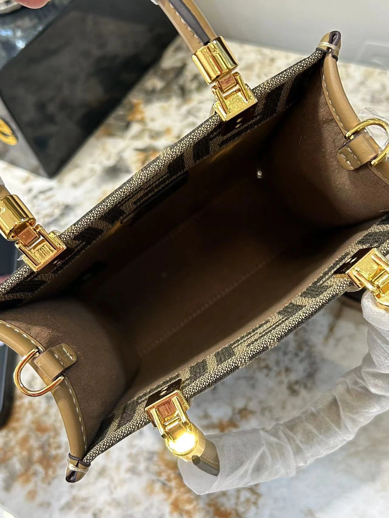 Inexpensive Fendi Shopping Bags