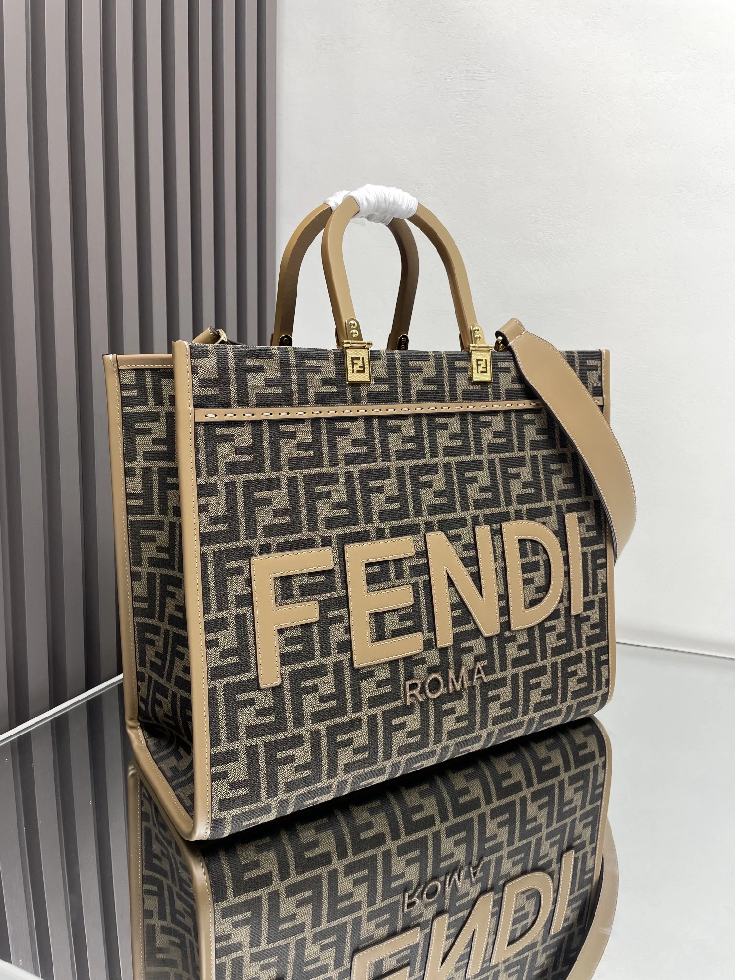 Bargain Fendi Shopping Bags