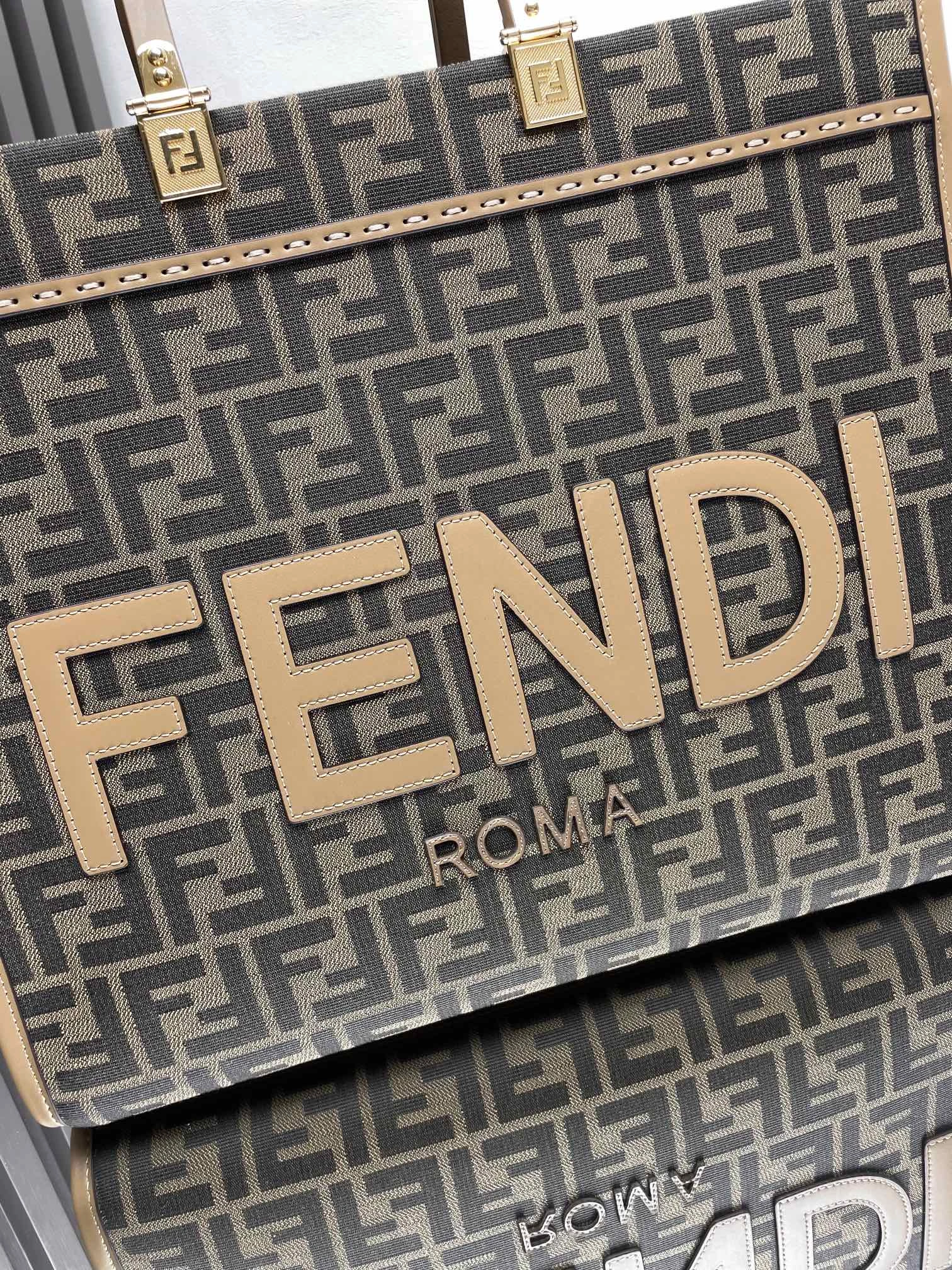 Bargain Fendi Shopping Bags