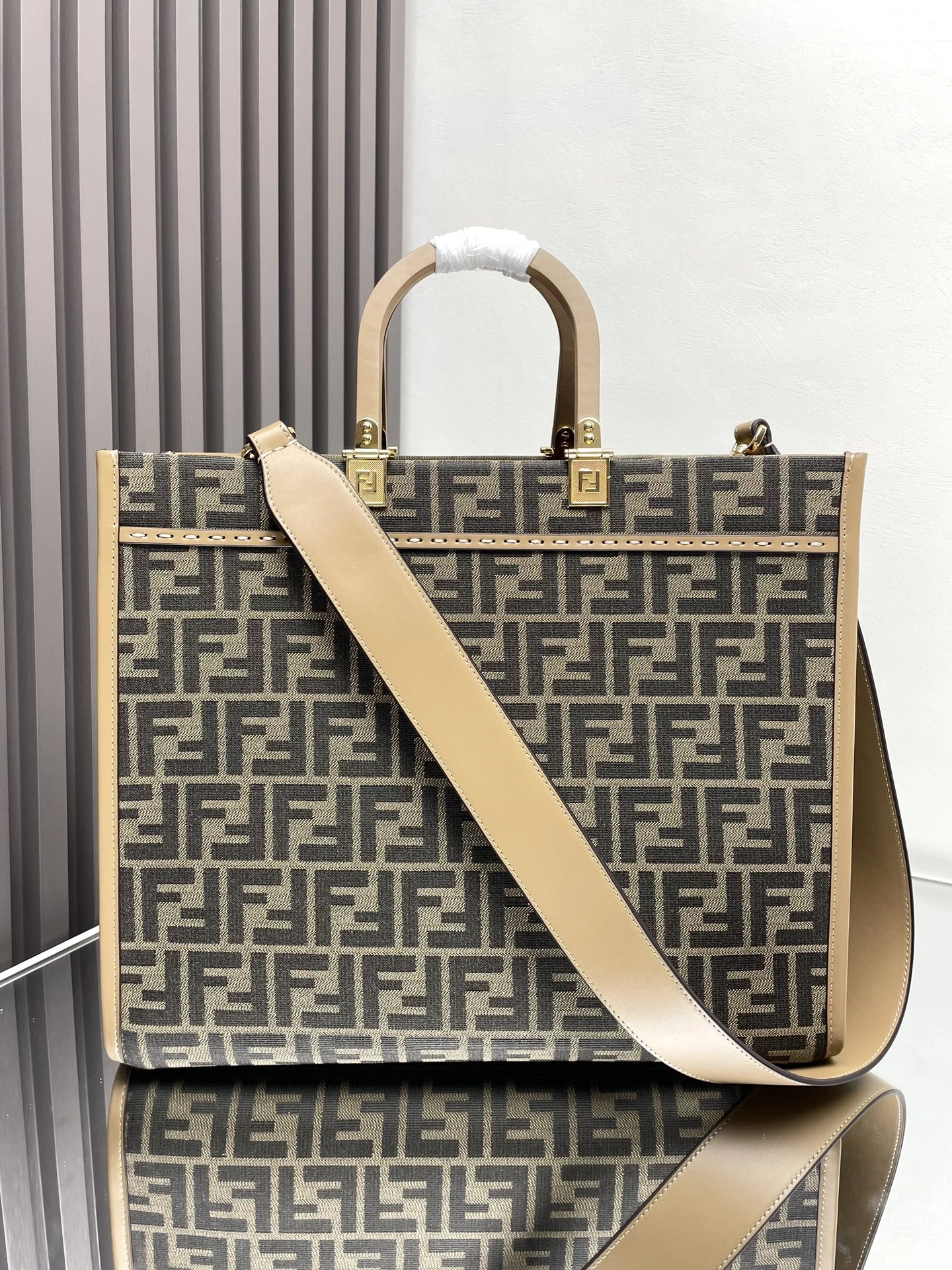 Bargain Fendi Shopping Bags
