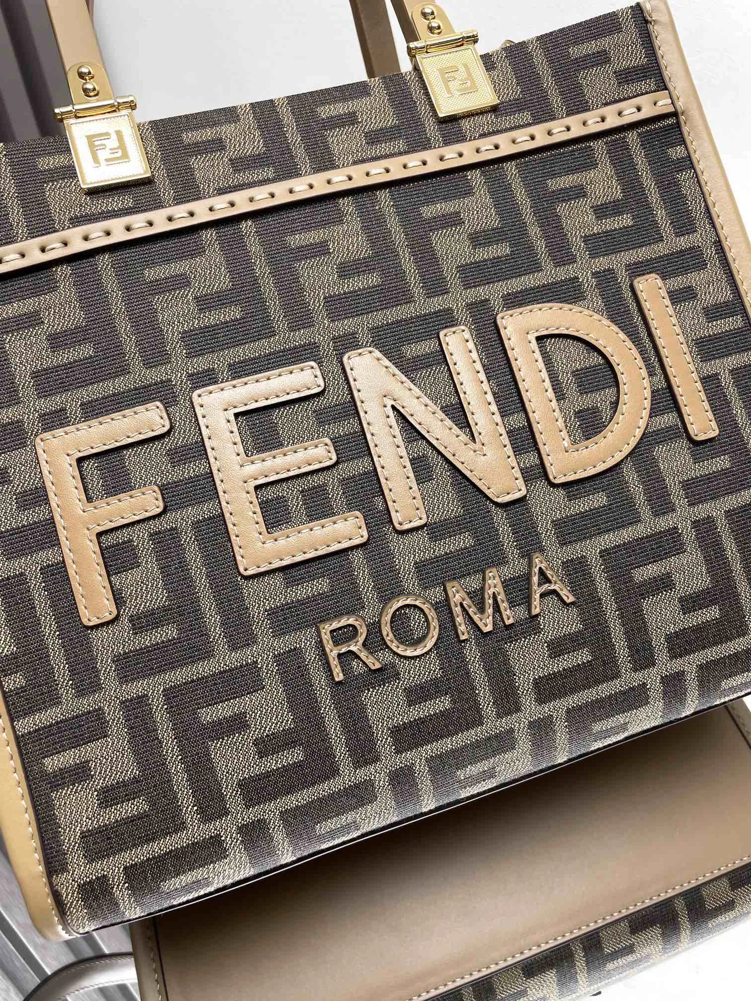 Indistinguishable Fendi Shopping Bags