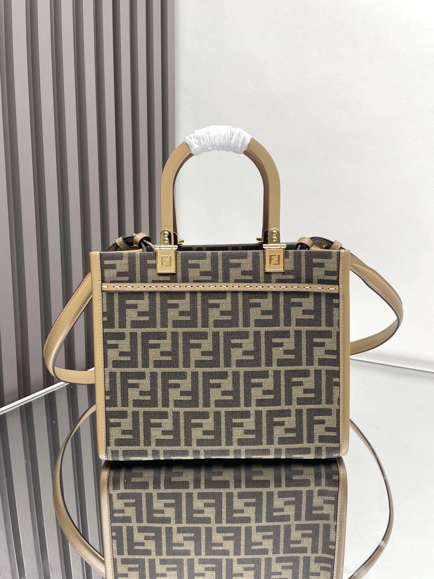 Indistinguishable Fendi Shopping Bags