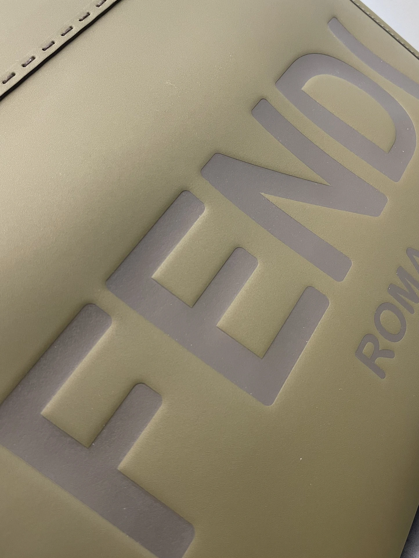 High accuracy Fendi Shopping Bags