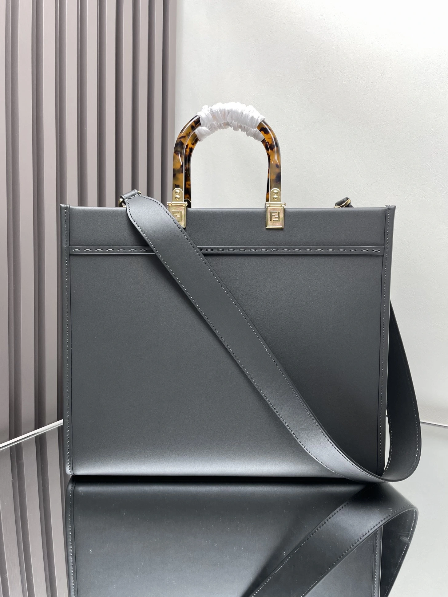 Mirror quality Fendi Shopping Bags