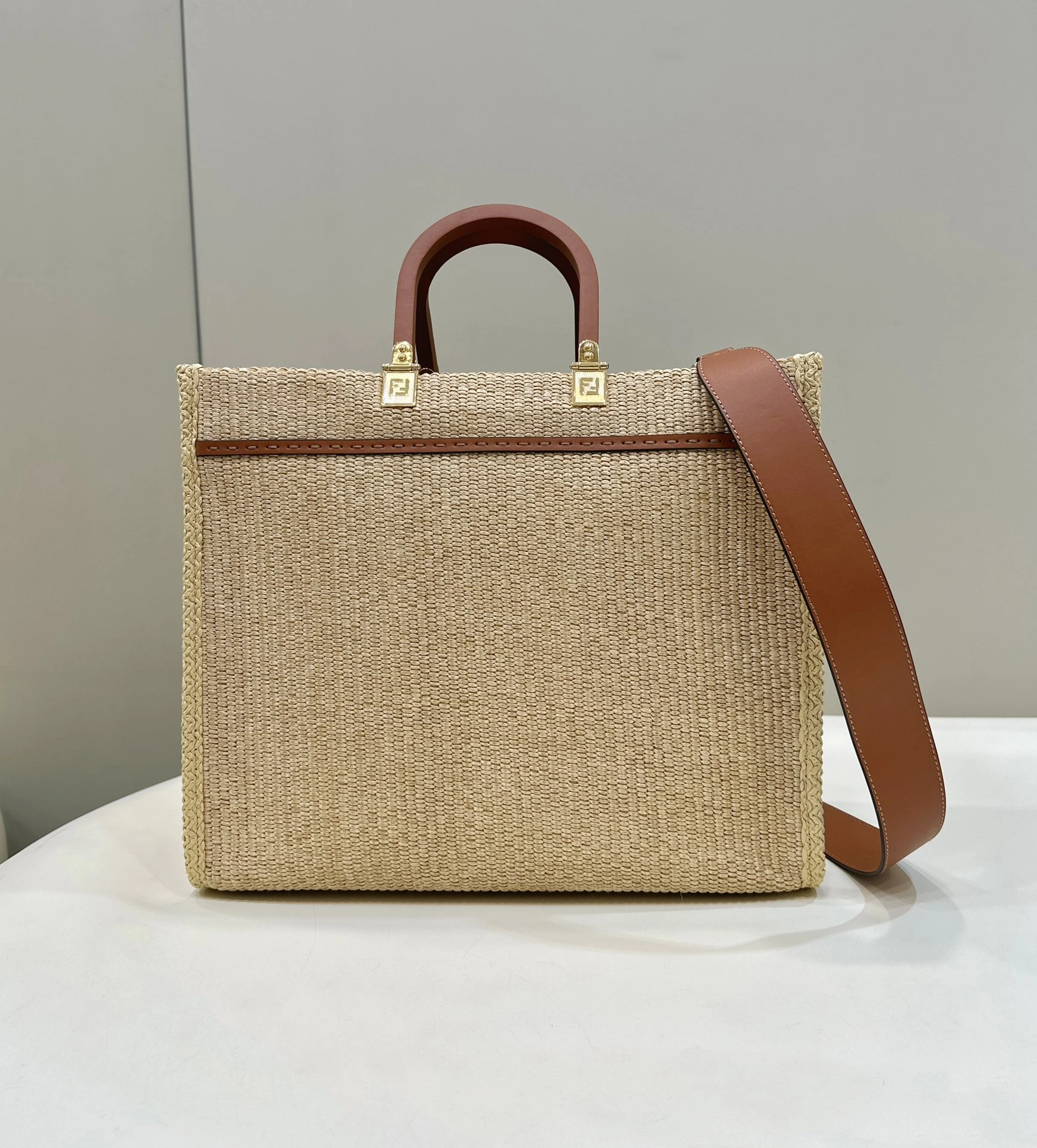 High accuracy Fendi Shopping Bags