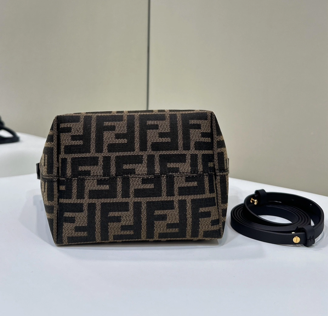 Brand-authenticated Fendi Shopping Bags