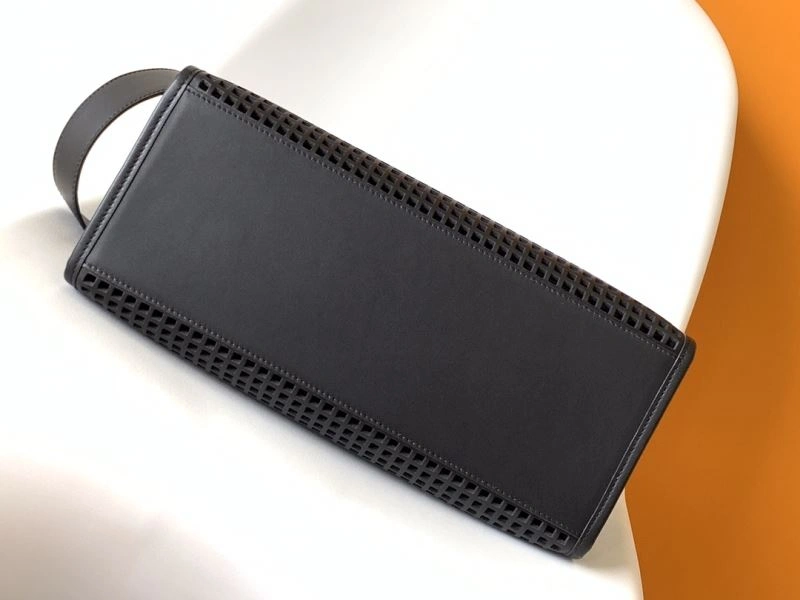 Brand-authenticated Fendi Shopping Bags