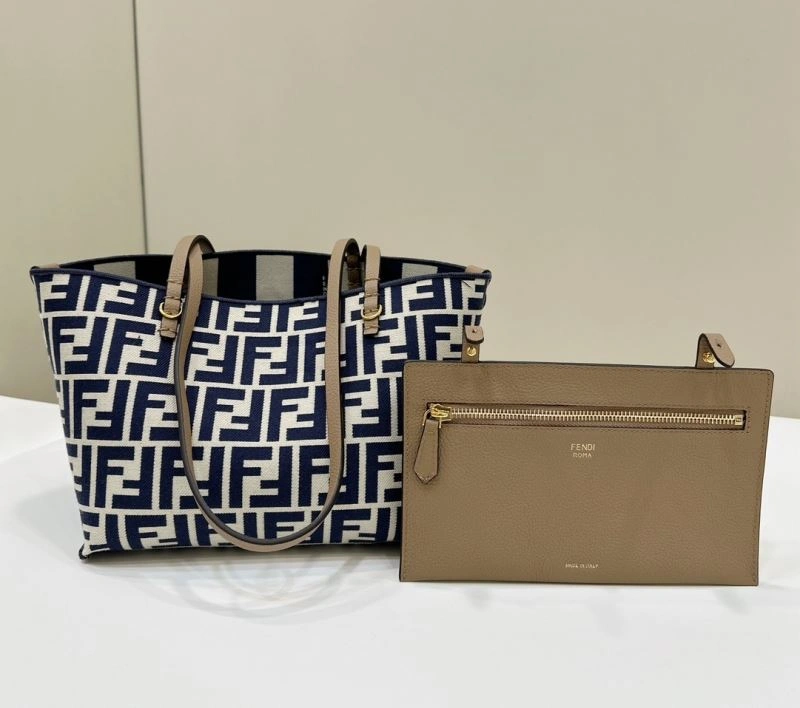 Exact replica Fendi Shopping Bags
