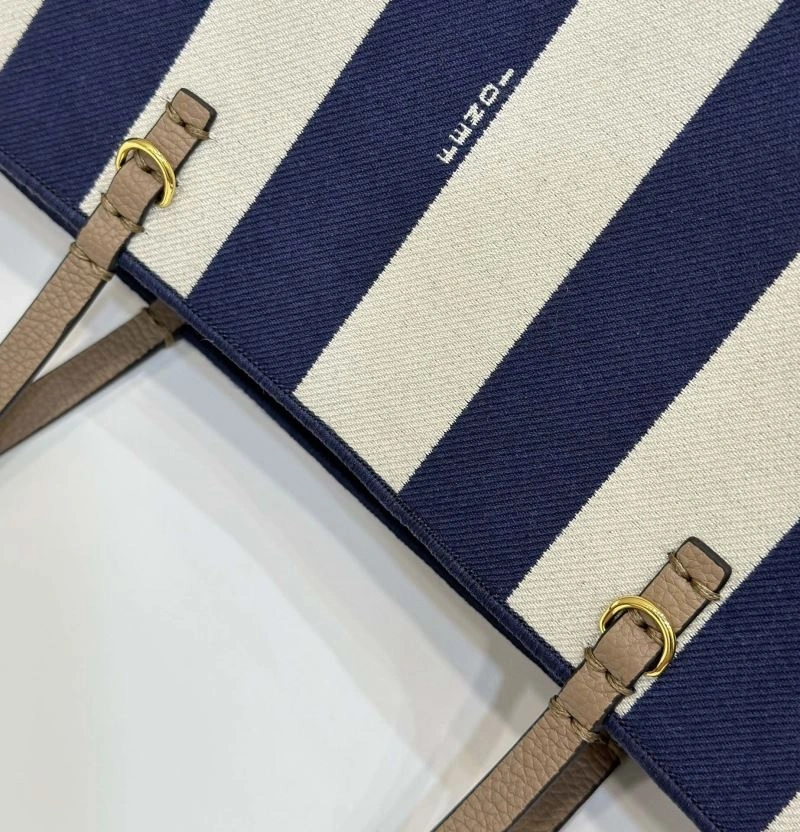 Exact replica Fendi Shopping Bags