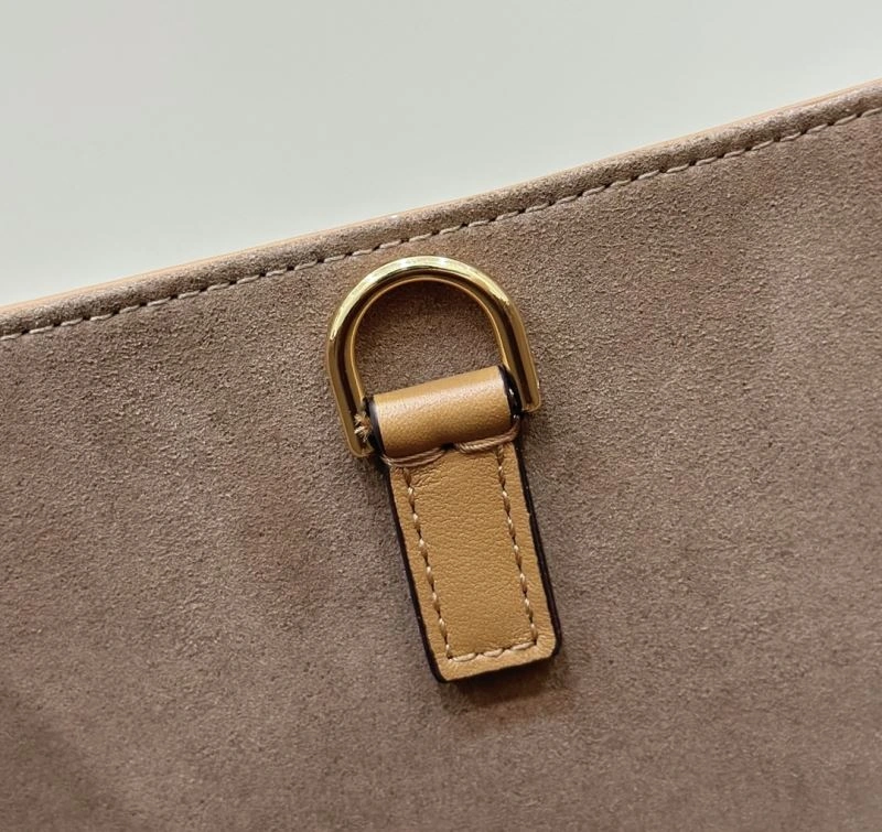 Bargain Fendi Shopping Bags