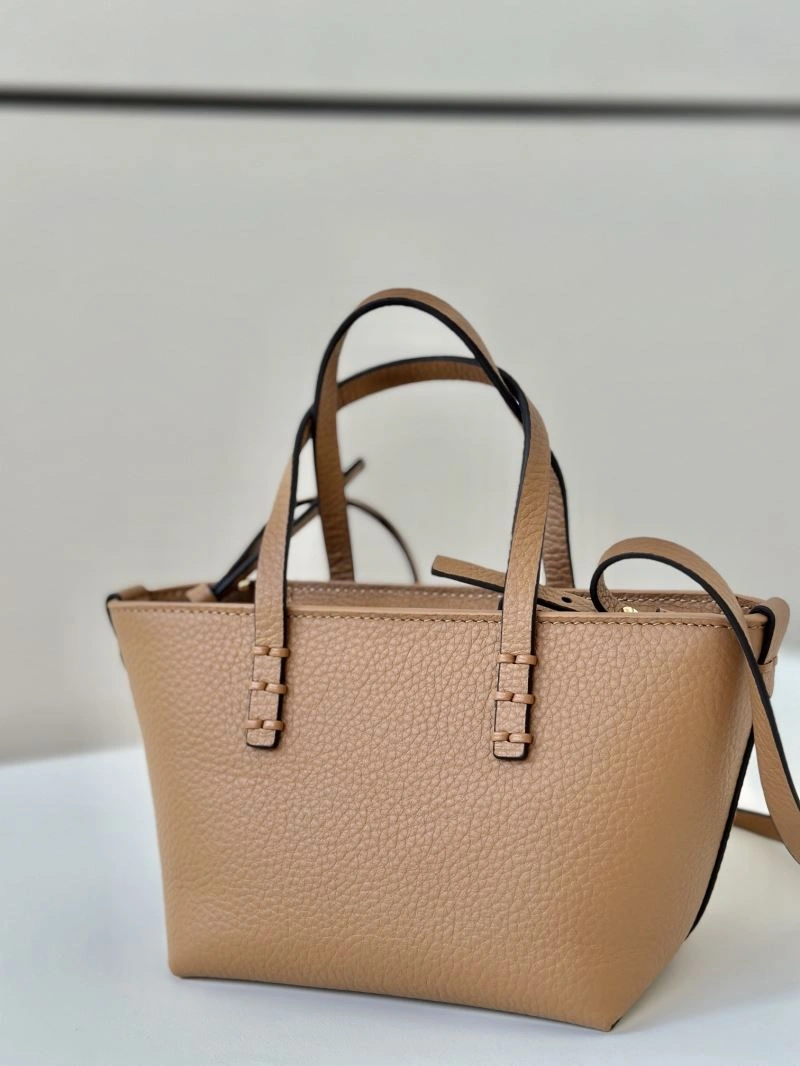 Low-cost Fendi Shopping Bags