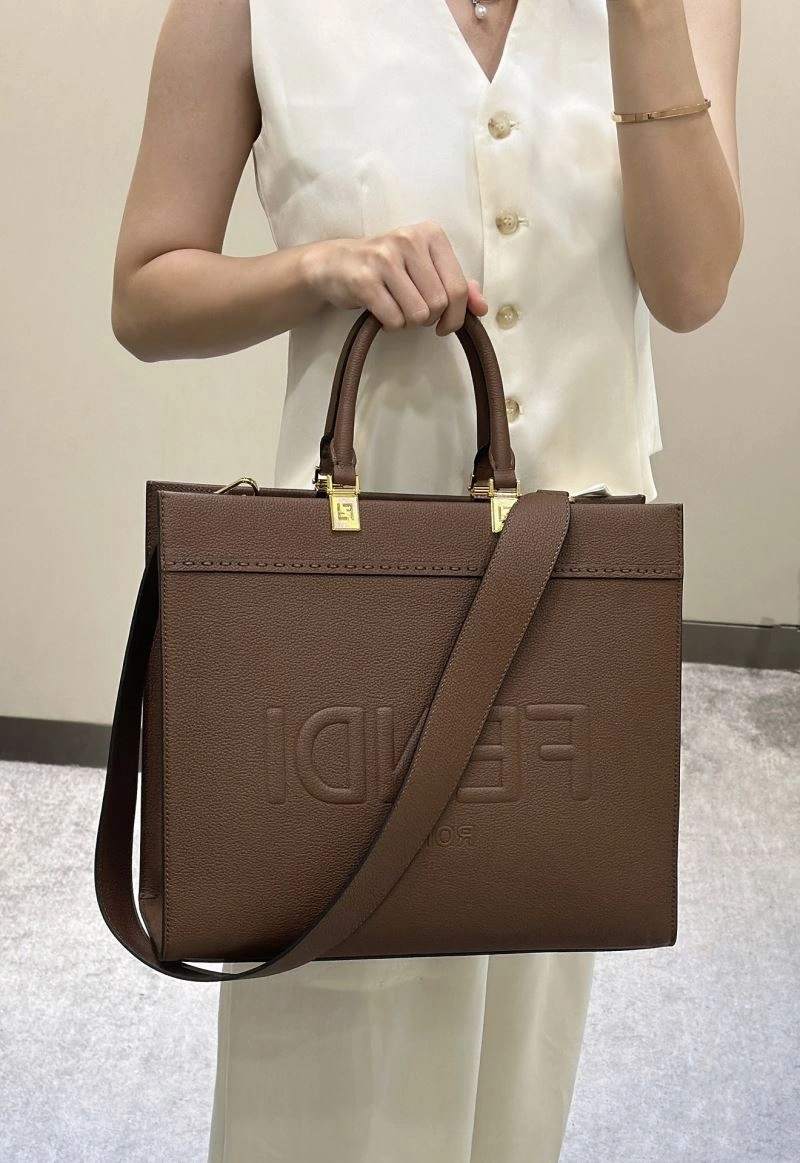 Top match Fendi Shopping Bags
